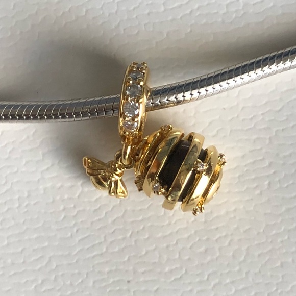 Pandora | Jewelry | Pandora Shine Sweet As Honey Charmpendant | Poshmark